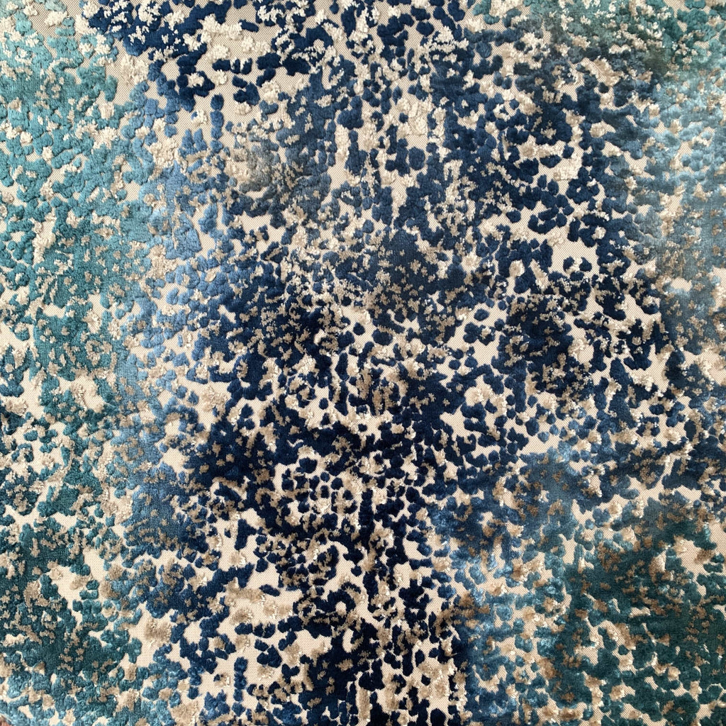 Flurry Arctic Velvet Fabric – Little & Fox
